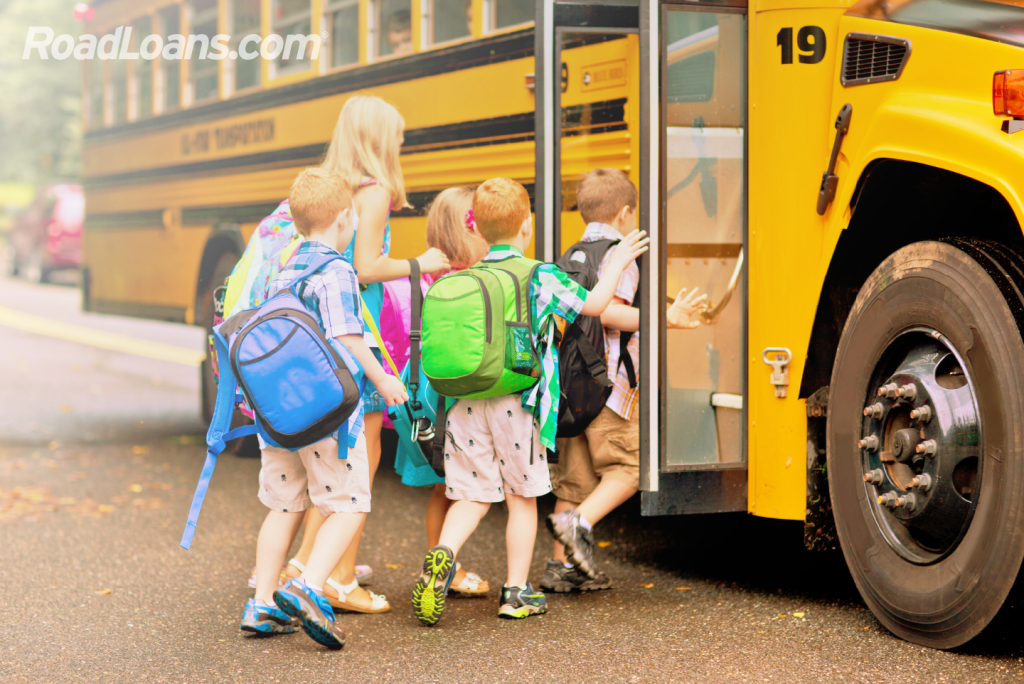 Back-to-school driving safety tips | RoadLoans